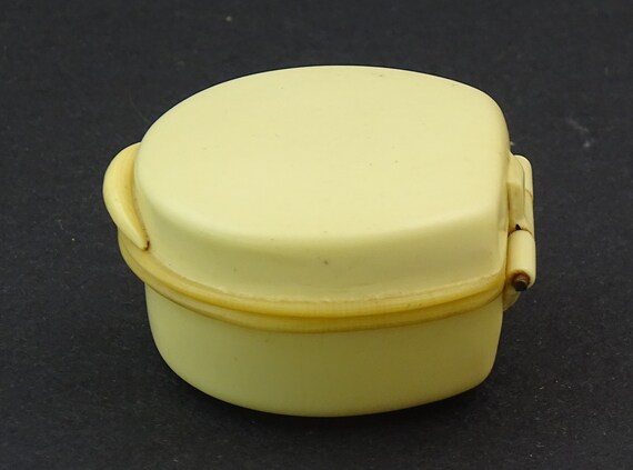 Small White Vintage Bakelite Powder Box with Mirror, … - Gem