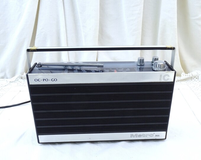 Vintage Working 1960s Transistor Radio Metro 355 in Silver and Black ...