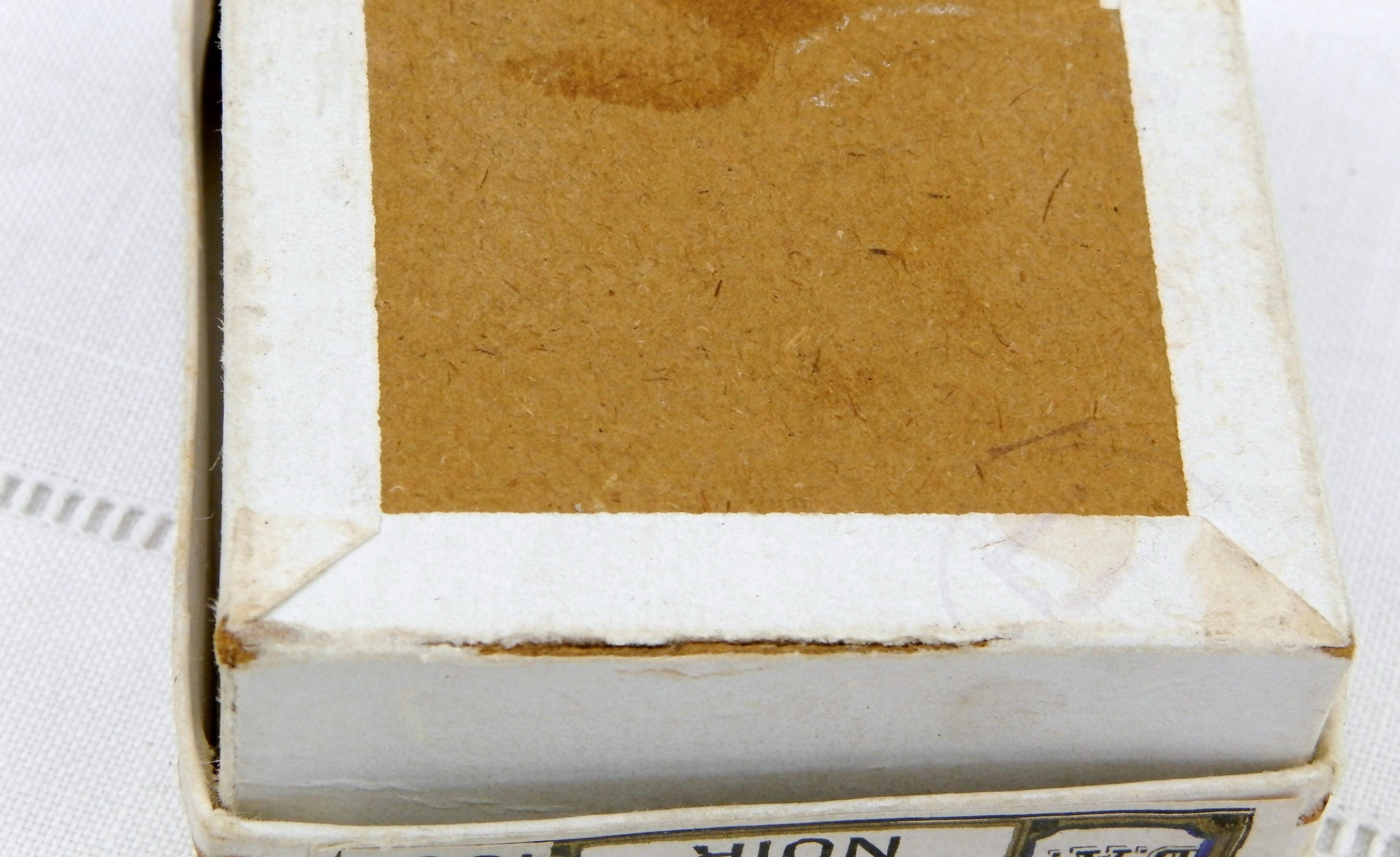 Small Antique Box for Fil en Capsule Fil au Conscrit made of Cardboard ...