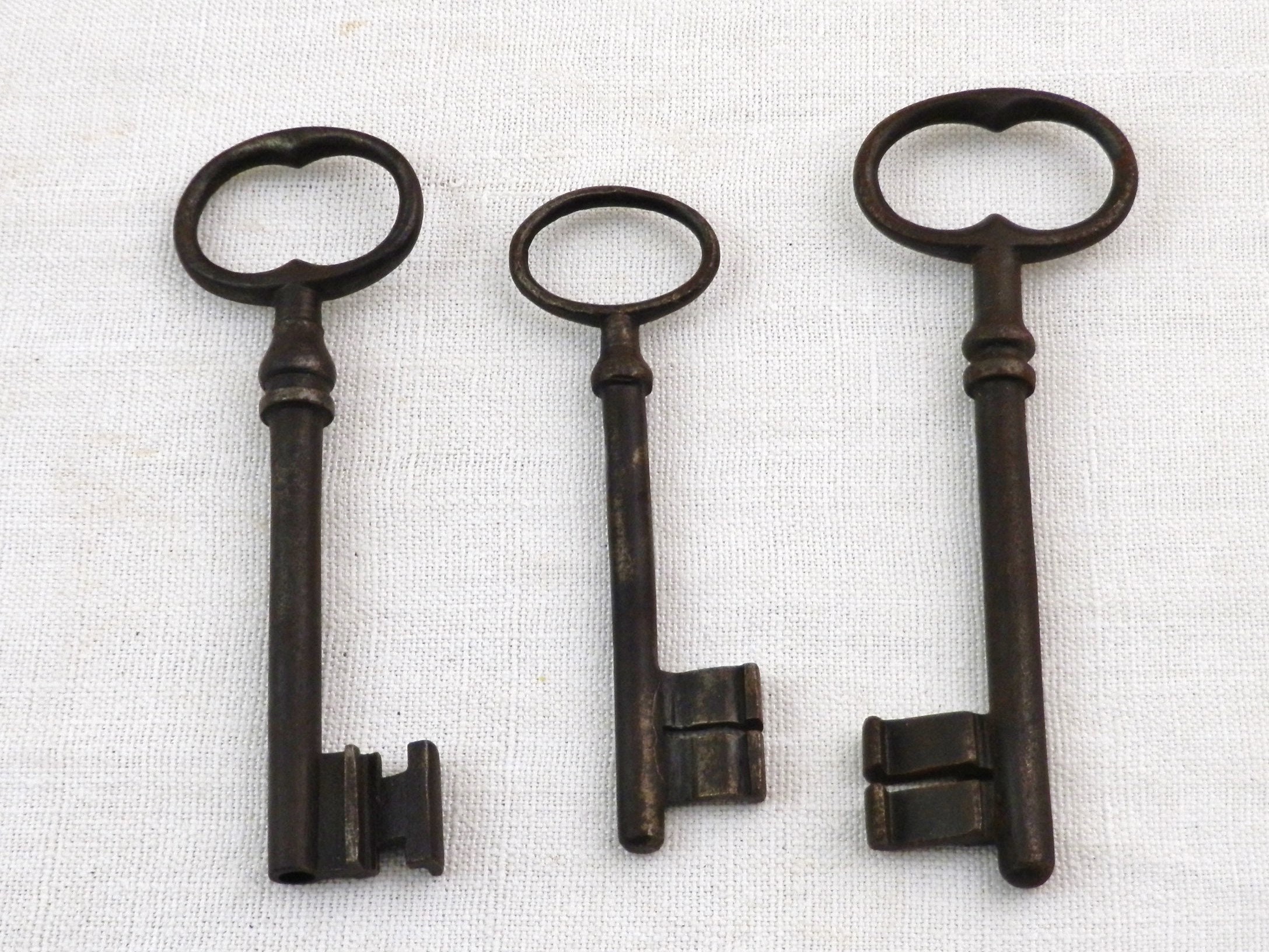 3 Large French Antique Iron Keys 12 cm / 4.72 11.5 cm / 4.52 and 10 cm ...