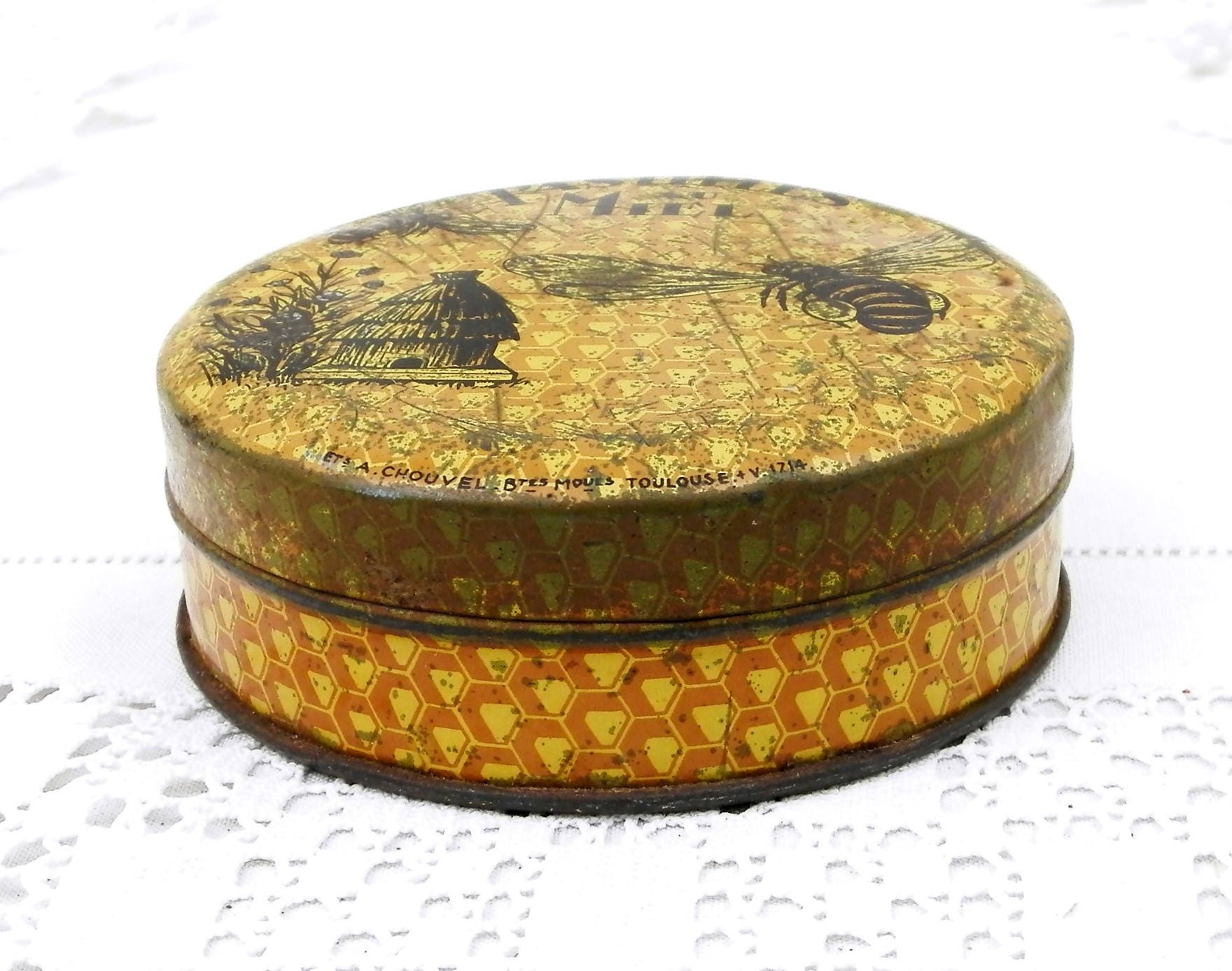 Vintage Yellow Honey Candie Lozenges Metal Tin with Bees and Hive ...