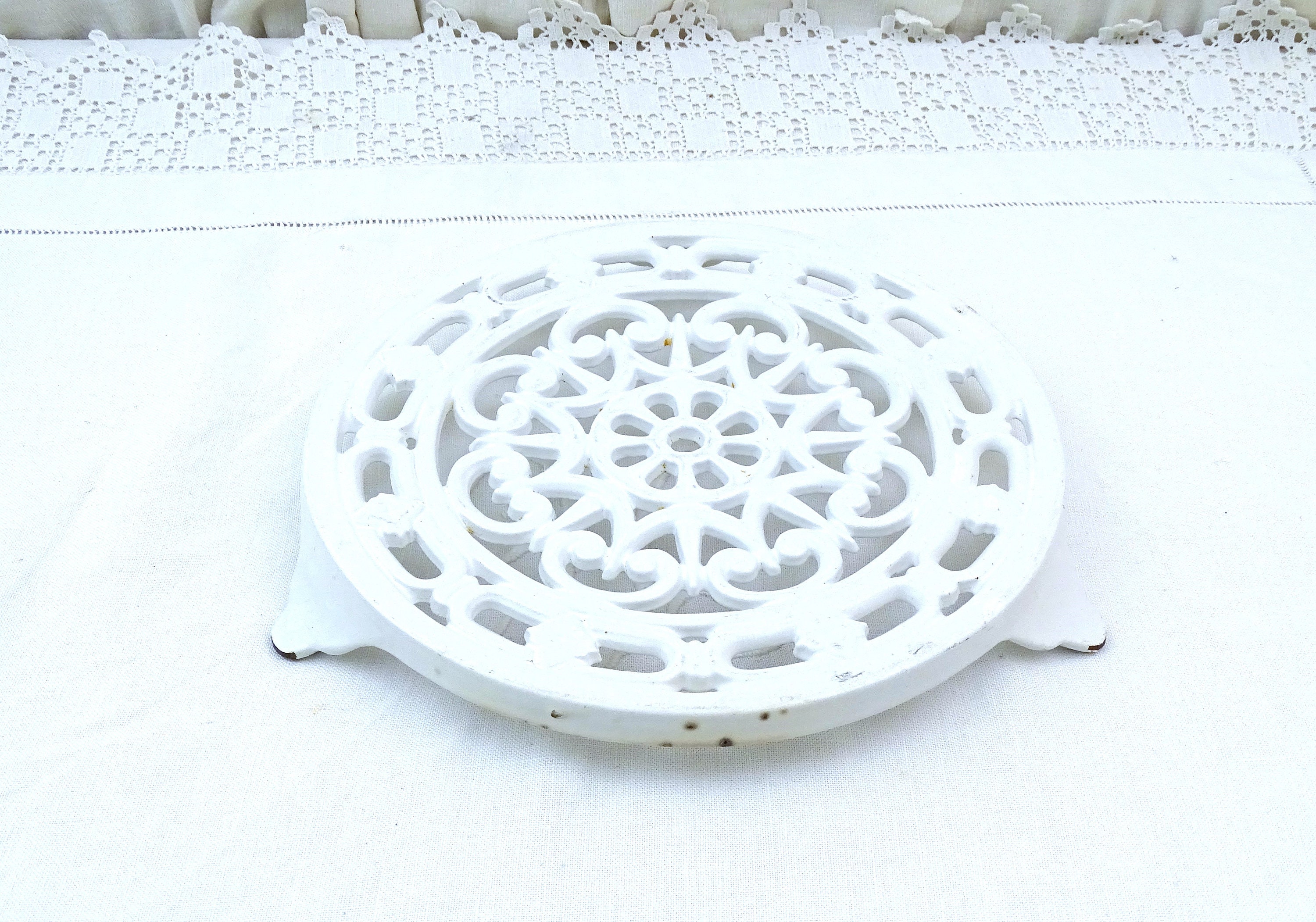 Large Vintage White Enamel Round Trivet by Decotec Made in France ...