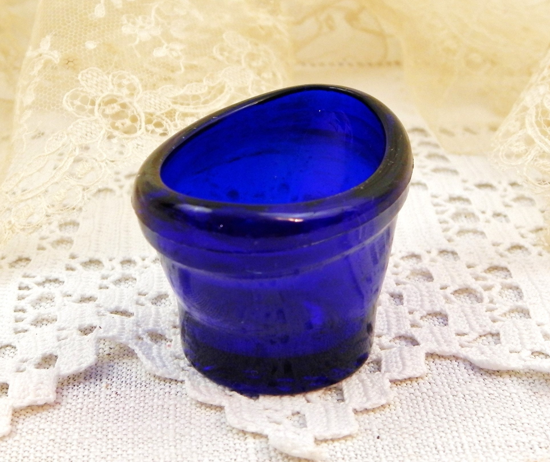 Functional Vintage French 1940s Blue Glass Eye Bath by Optrex, Retro ...
