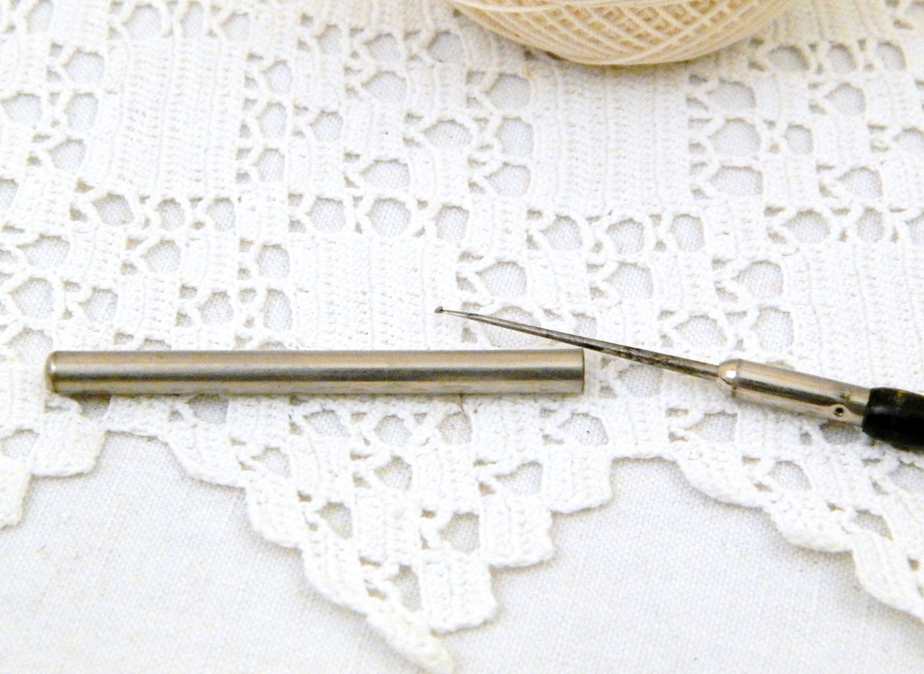 Very Small Vintage Crochet Number 25 with Cover Made of Wood and Steel ...