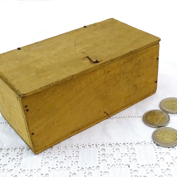 Wooden Farmhouse Box - Etsy