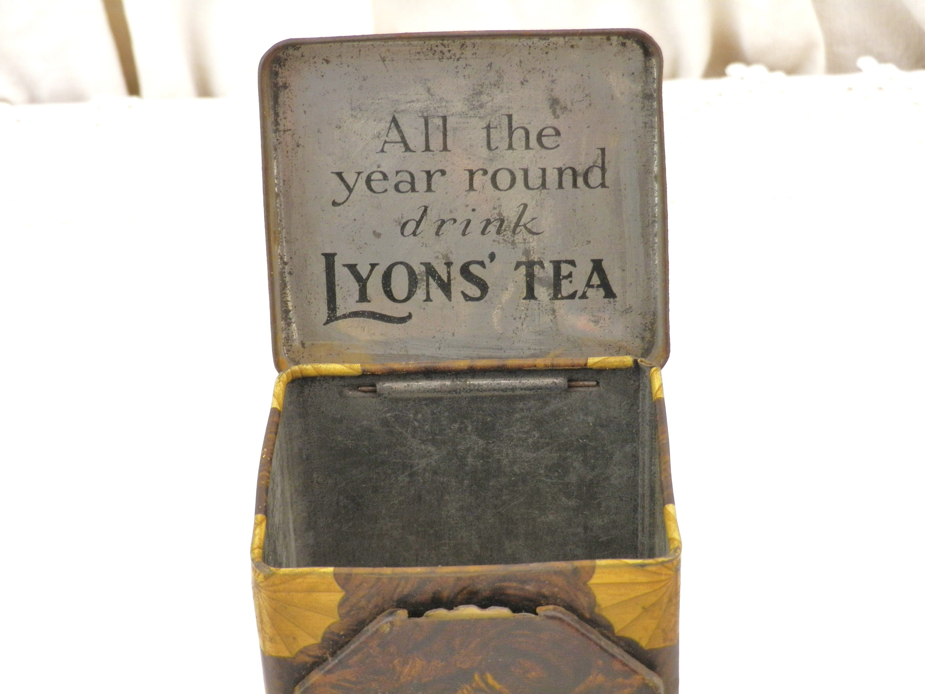 Vintage Lyons Tea Perpetual Calendar Tin Box, Retro Collectible ...