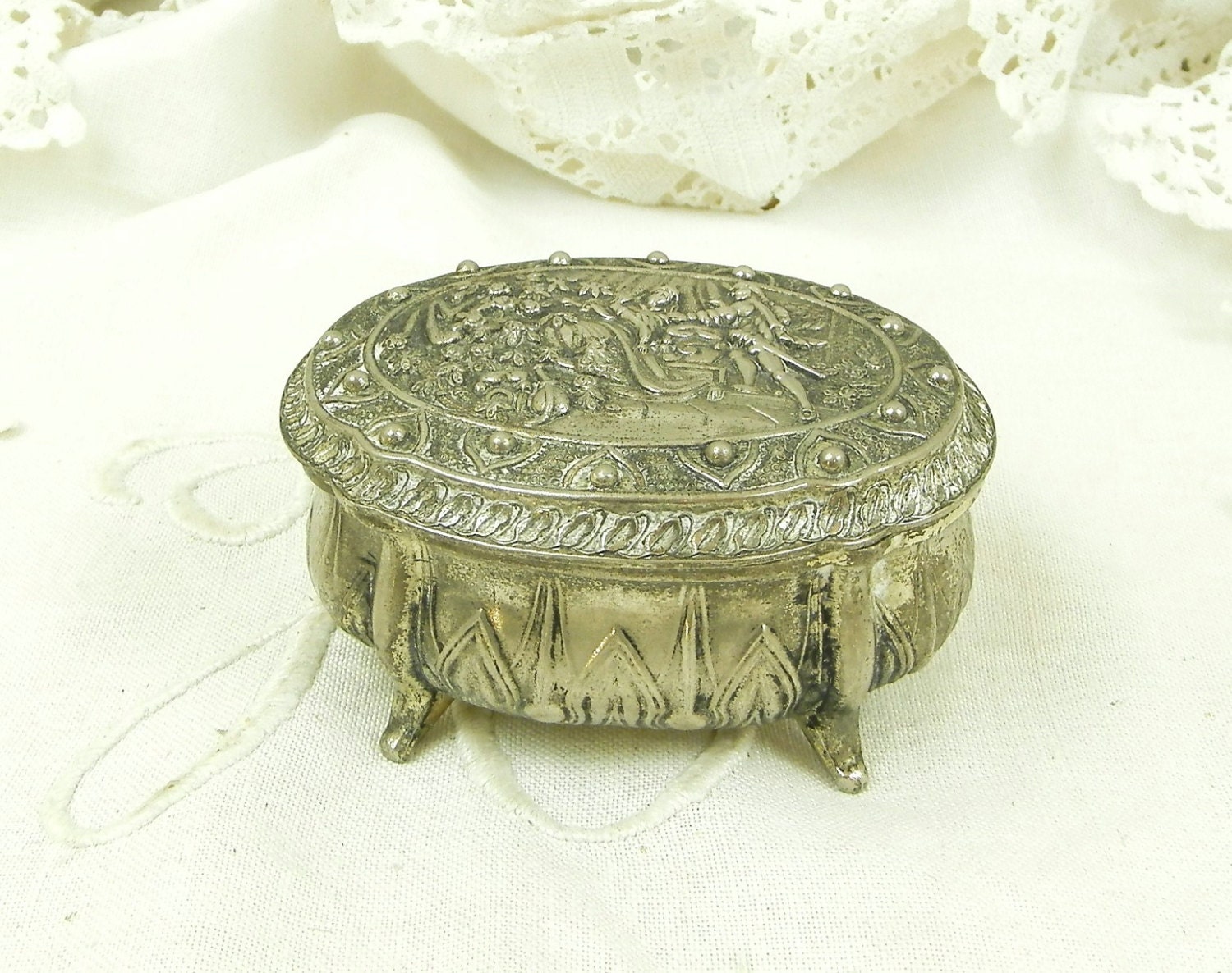 Vintage French Metal Trinket Box Depicting a Romantic Scene, Retro ...