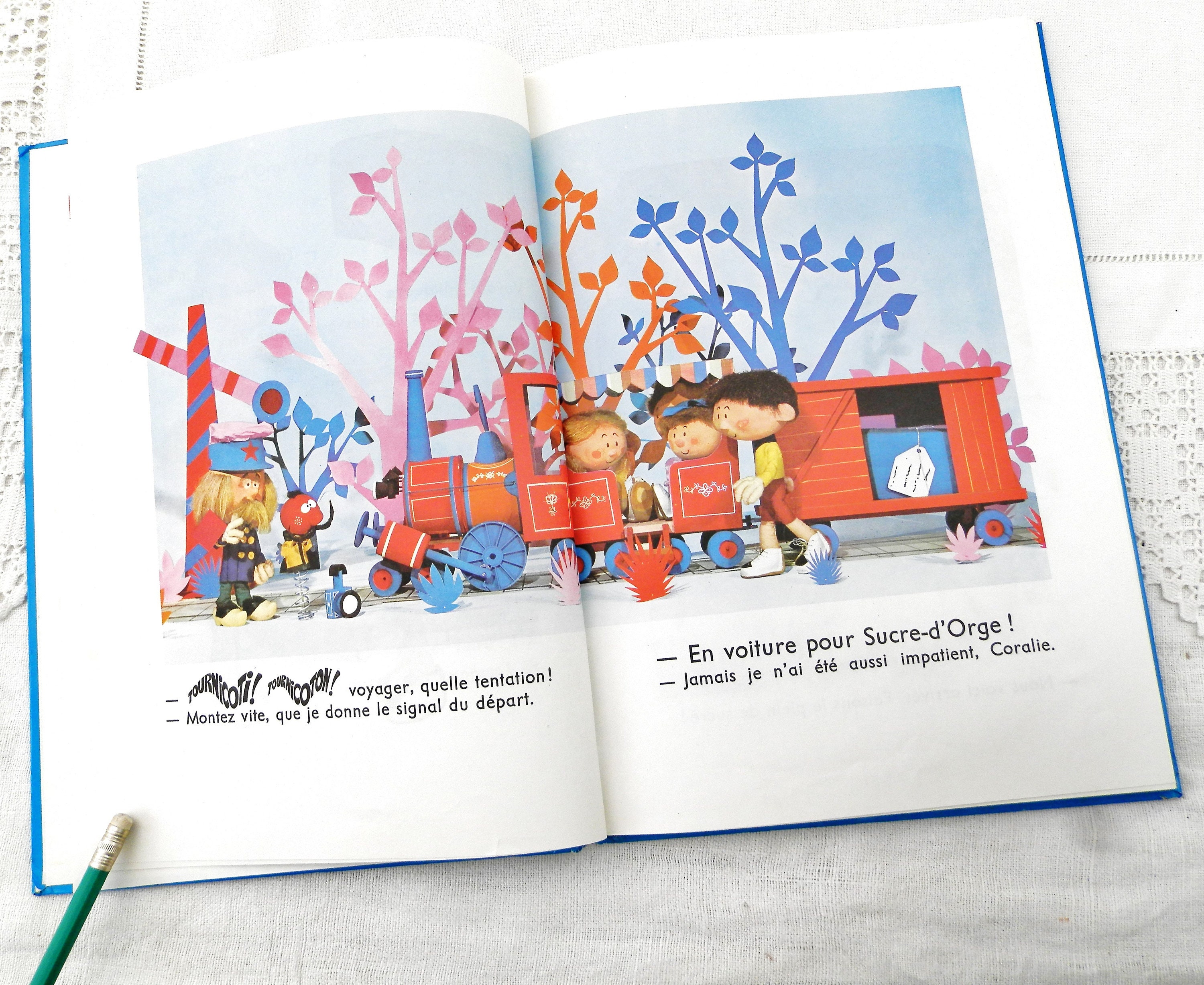 Vintage French Magic Roundabout Book Written in French, 1960s Le Manege ...