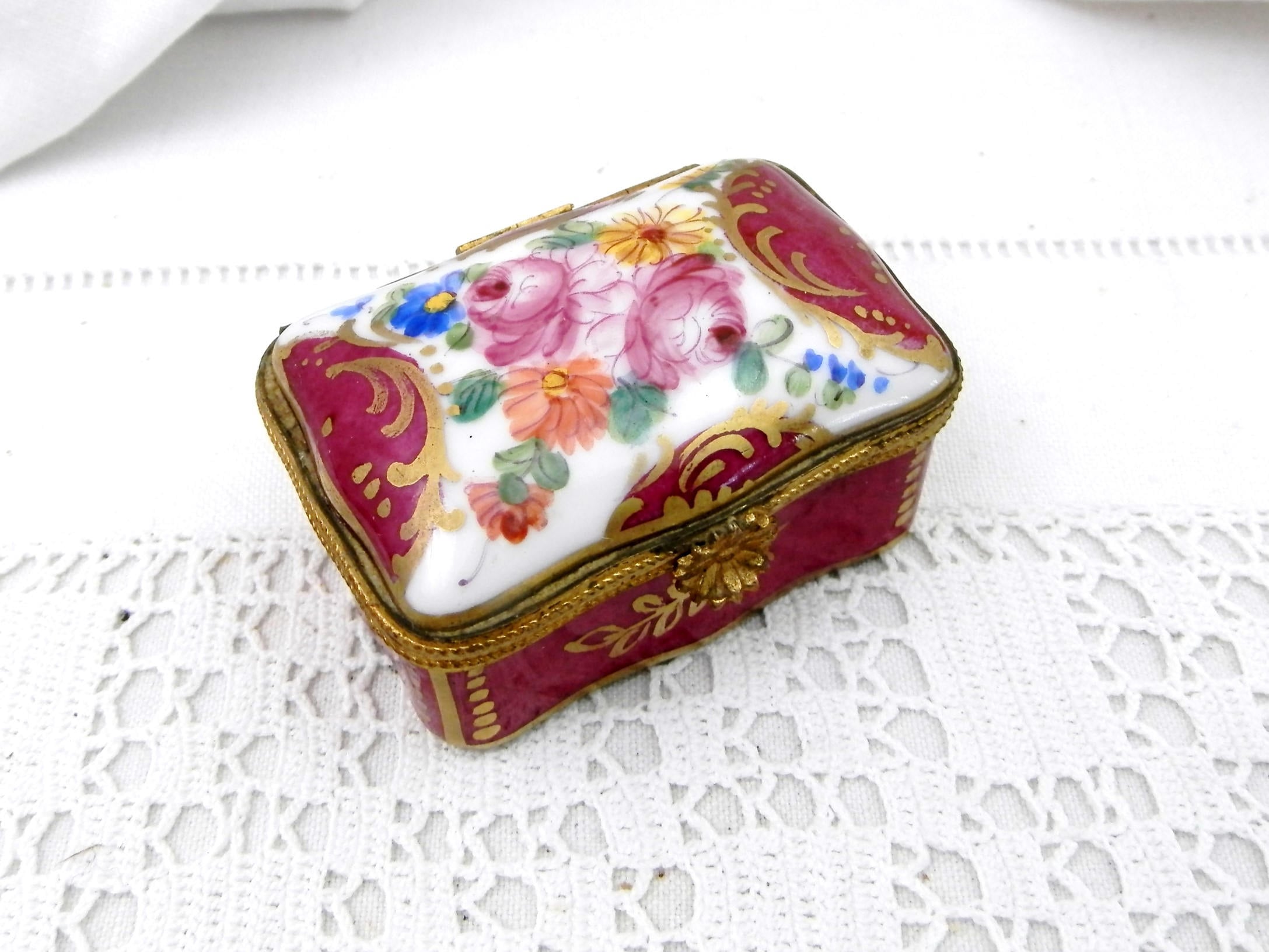 Small Vintage Hand Painted Porcelain Pill Box with Floral Pattern and ...