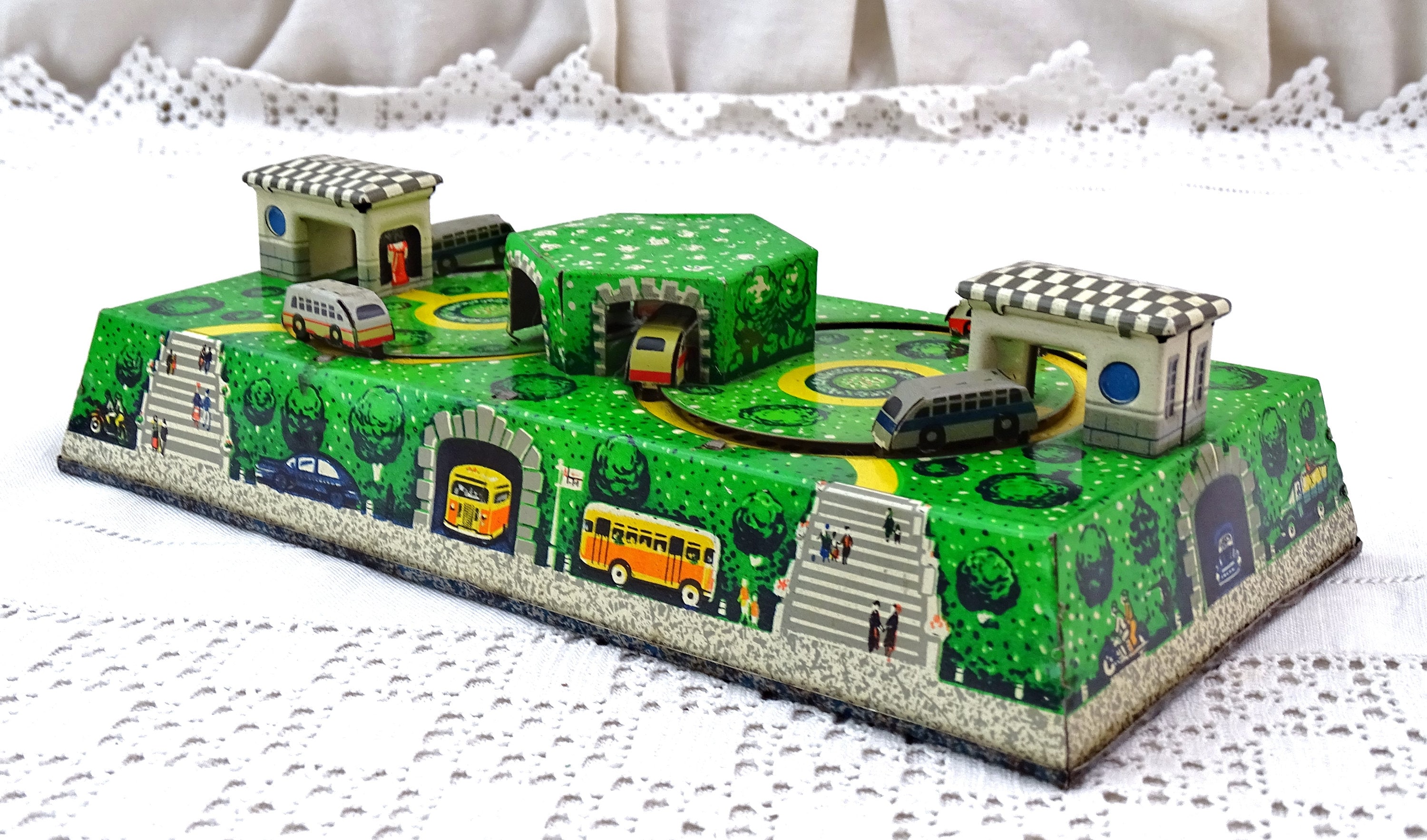 Vintage Working Wind Up Mechanical Tin Toy Bus Station, Retro Autobus ...