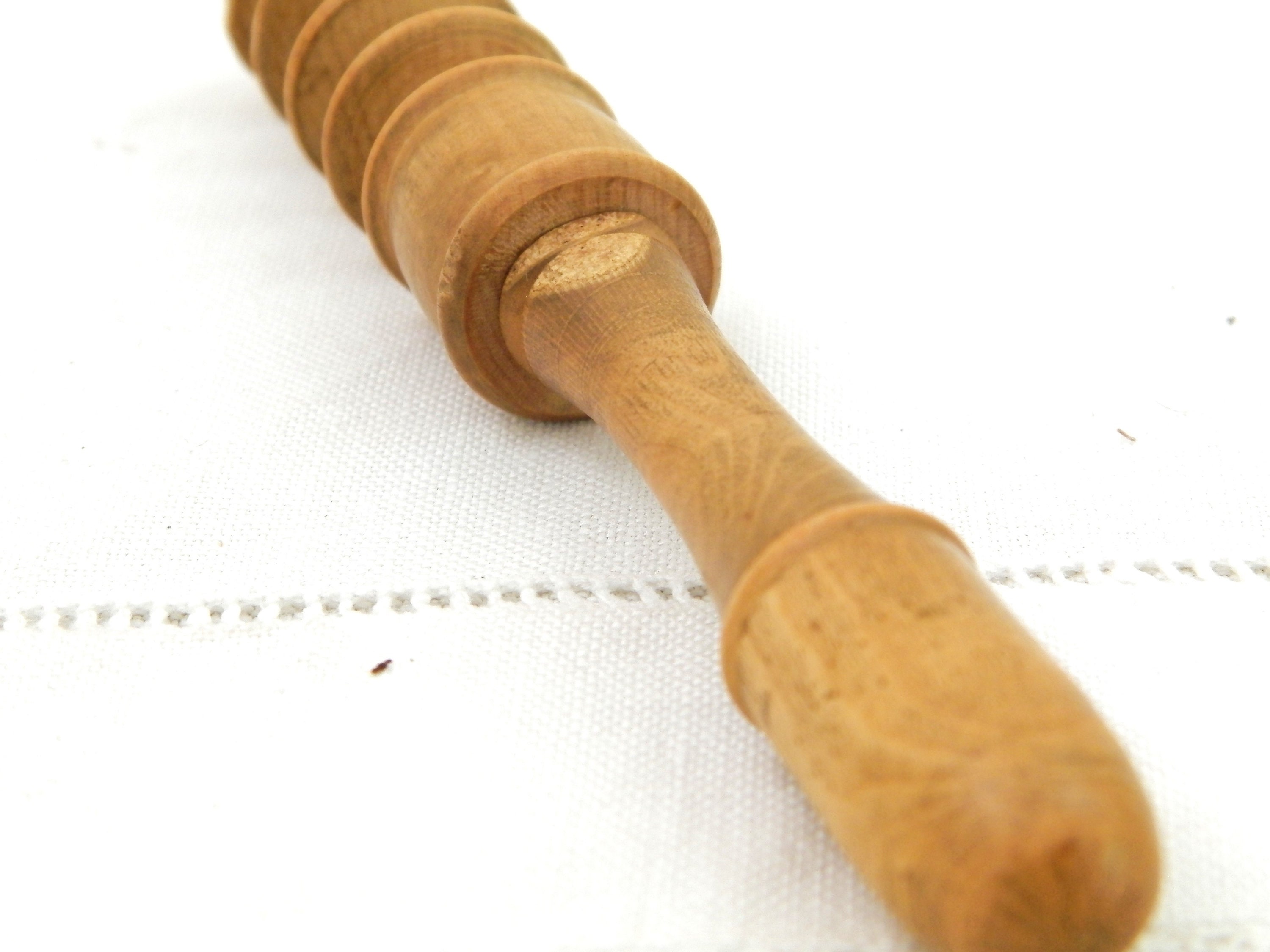 Antique Turned Box Wood WW1 French Soldier's Sewing Tool, Early 20th ...