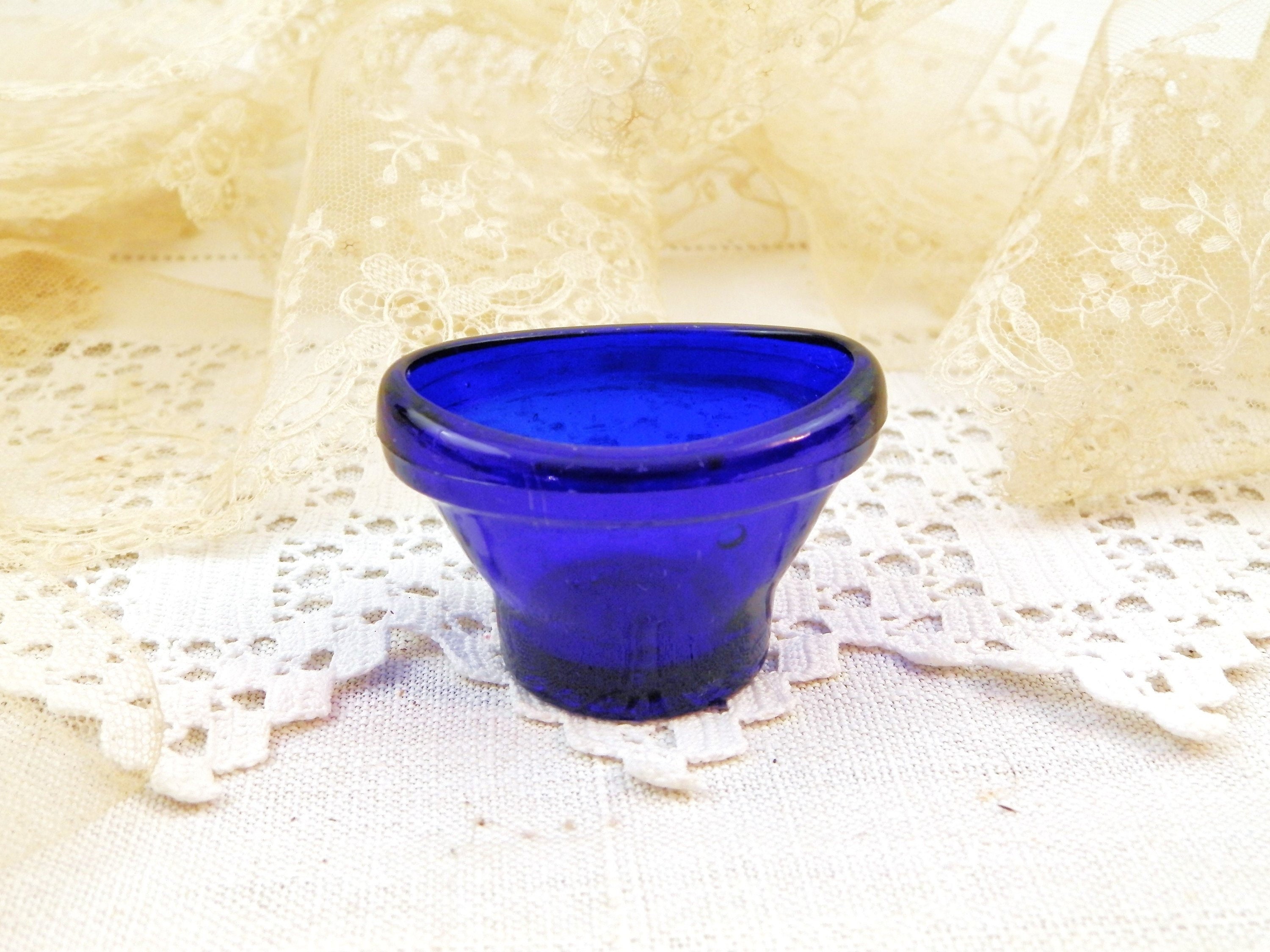 Functional Vintage French 1940s Blue Glass Eye Bath by Optrex, Retro ...