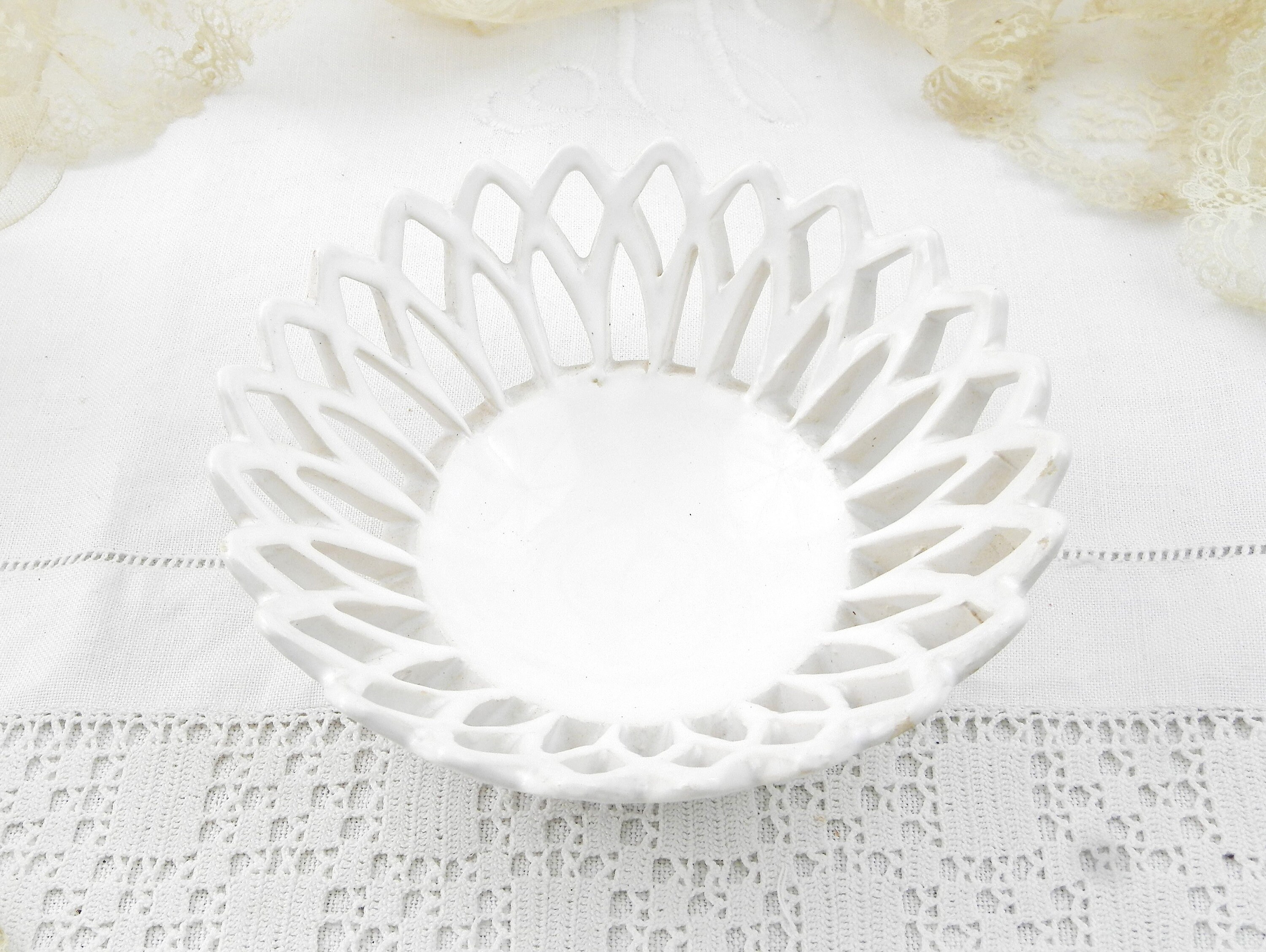 Vintage White Glazed Ceramic Cut Out Design Bowl, Retro Pierced Pottery ...