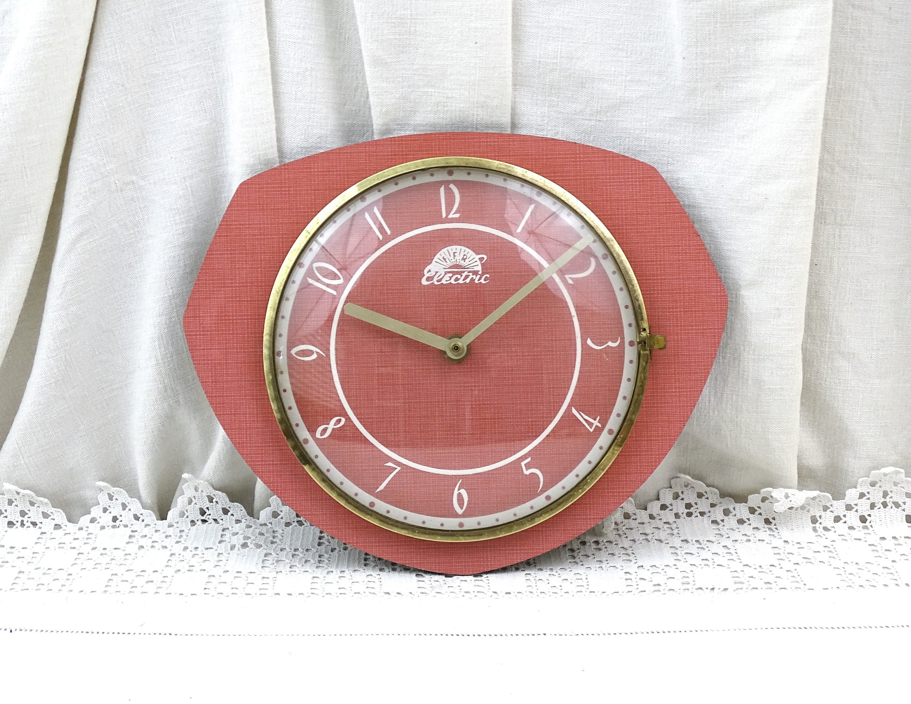 Vintage French Working Mid Century Modern Pink Formica Clock with White ...