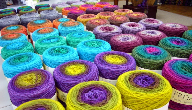 Hand Dyed Gradient Yarn 100% Wool Color: Vertigo Ombre - Etsy