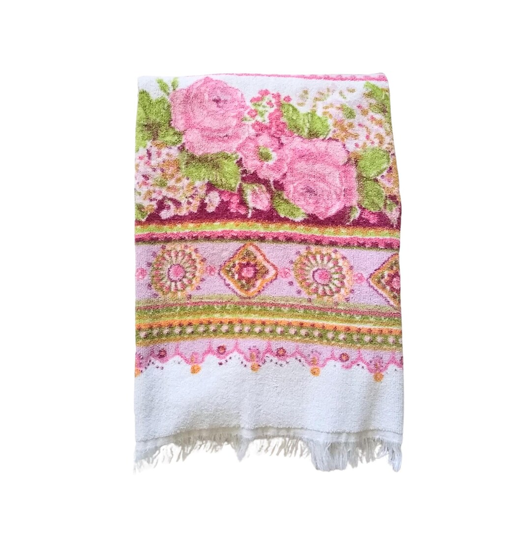 Vintage Pink Flower Power Floral Bath Towel - Etsy