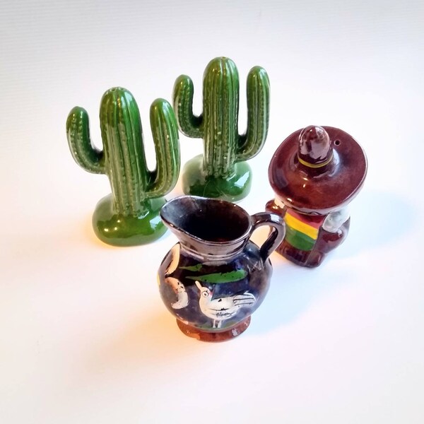 Mexican Salt and Pepper Shakers - Etsy