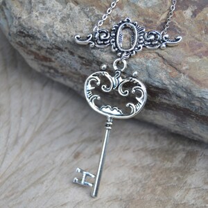 Key and Keyhole Necklace Silver Victorian Key Necklace - Etsy