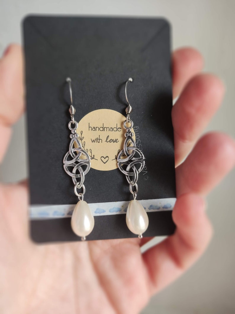 Celtic Knot Earrings: Silver Stainless Steel Seashell Pearl Drop Celtic ...