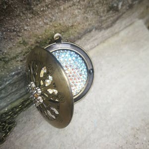 Snowflake Locket Necklace Winter Victorian Locket Necklace - Etsy