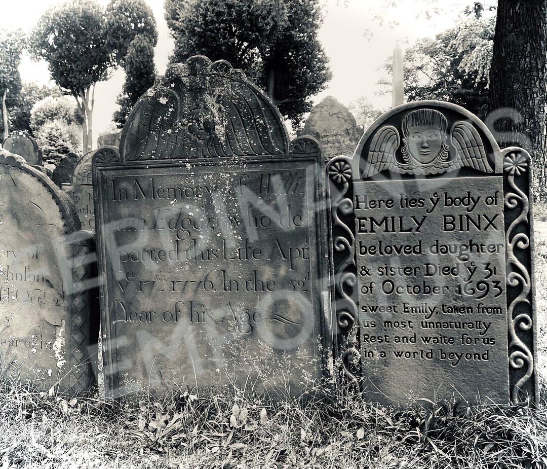 Hocus Pocus Emily Binx Tombstone - Etsy