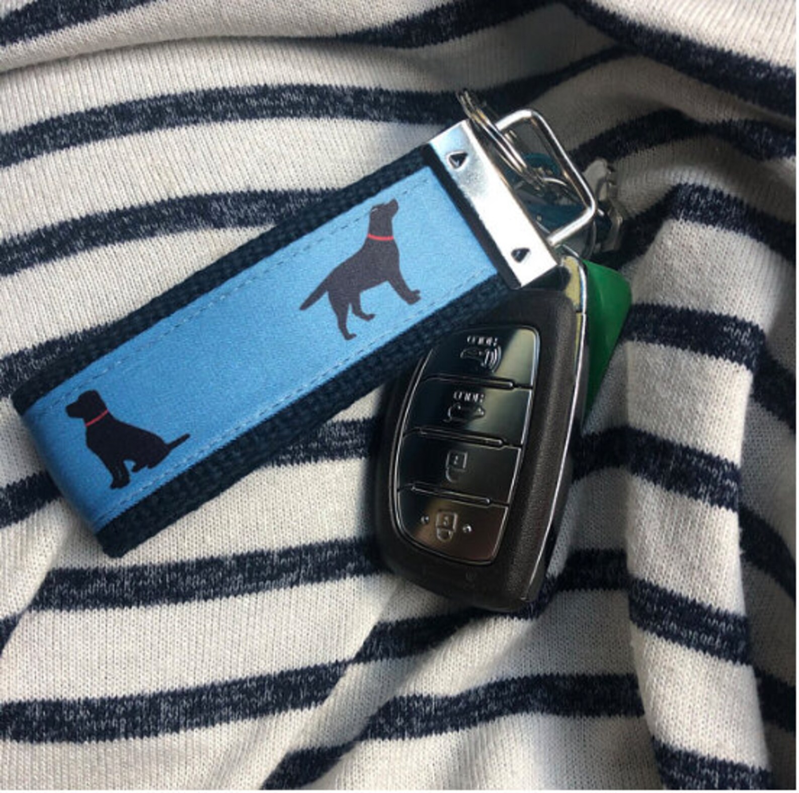 Labrador Key Fob / Labrador Keychain / Black Dog / Yellow Dog | Etsy