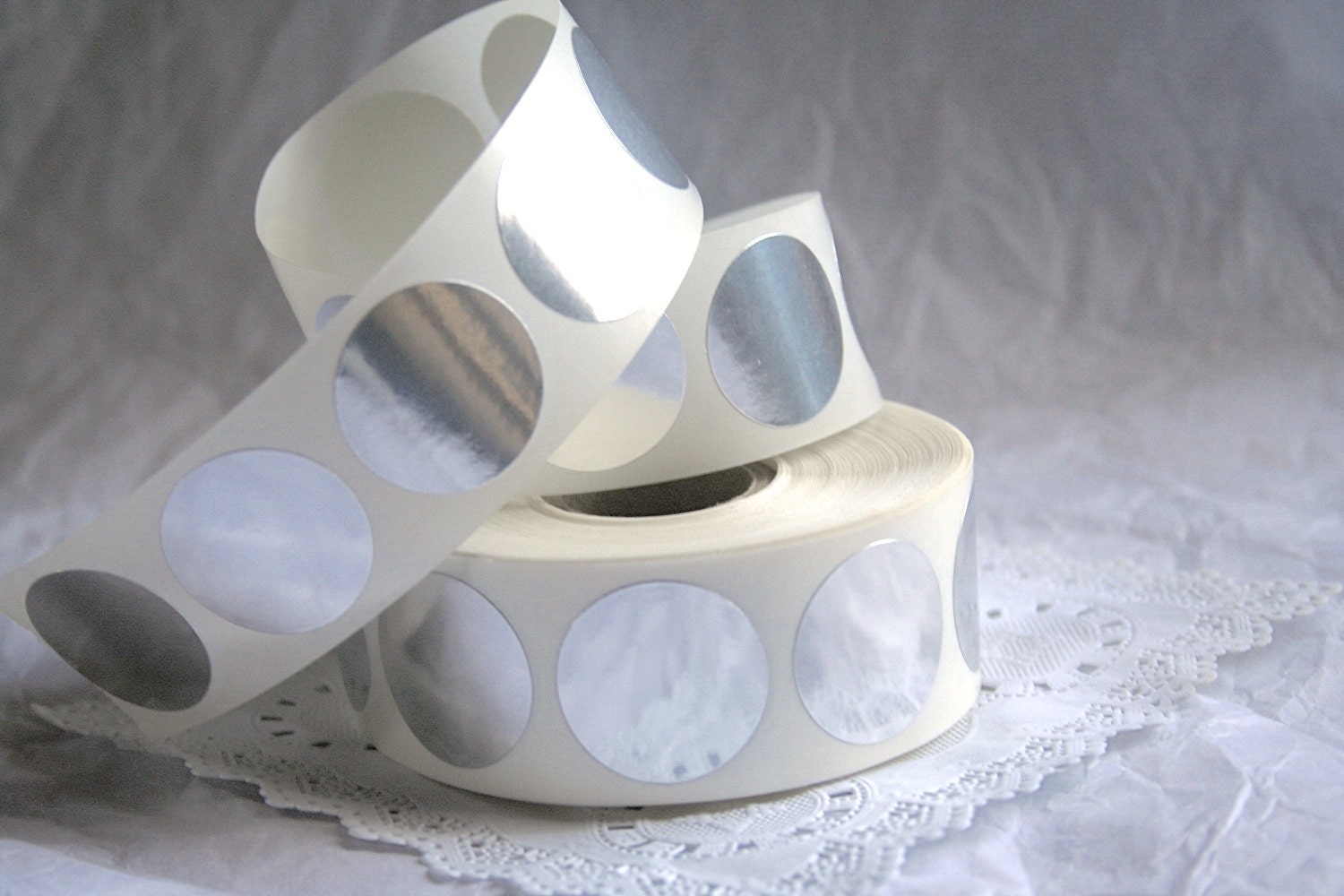 1 Circle Sticker Seals GOLD or SILVER - Etsy