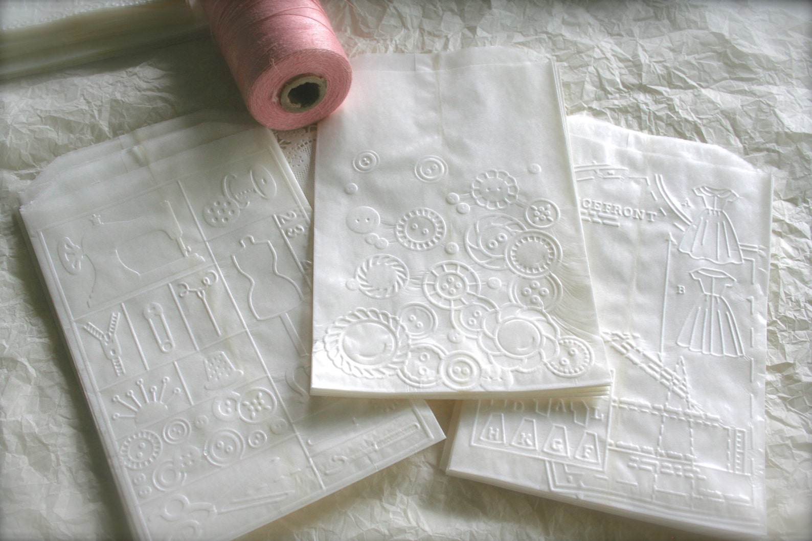 30 Sewing Pattern Buttons Sampler SET 30 Large Glassine Bags - Etsy