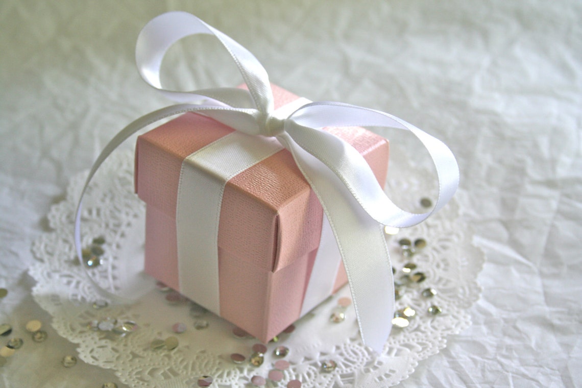 SOFT PINK Favor Boxes BULK With Luxury Satin Ribbon - Etsy