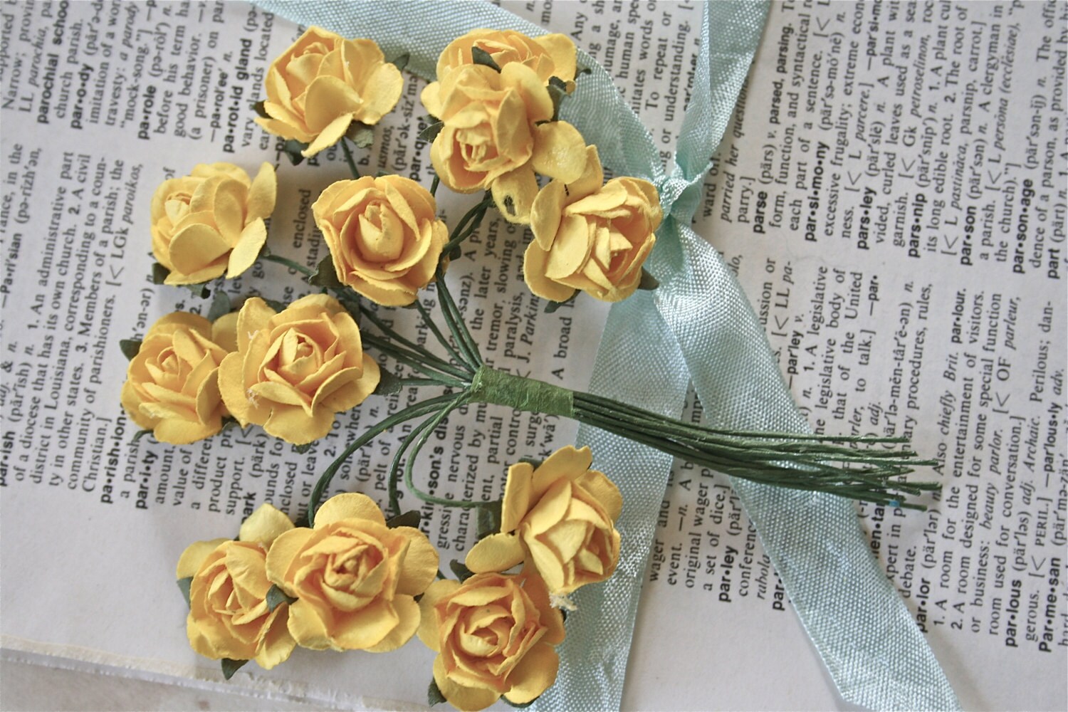 24 Yellow Paper Roses, Flowers, Sunny Yellow - Etsy