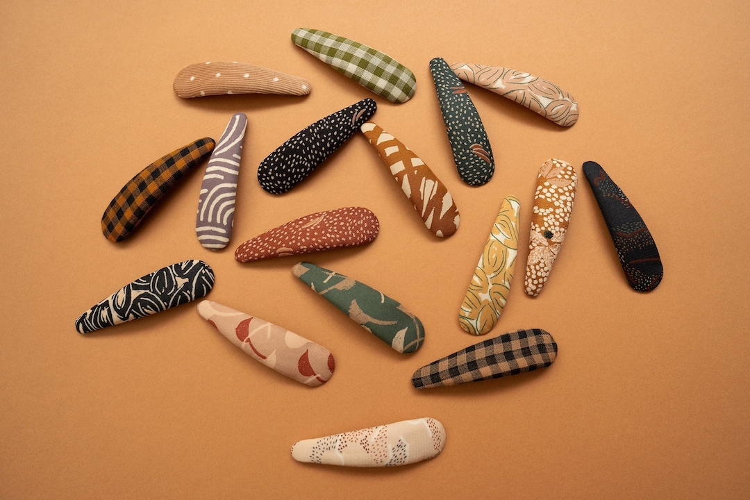 Minimalist Woman Hair Snap Clip Atelier Brunette Fabric Snap Clip for ...