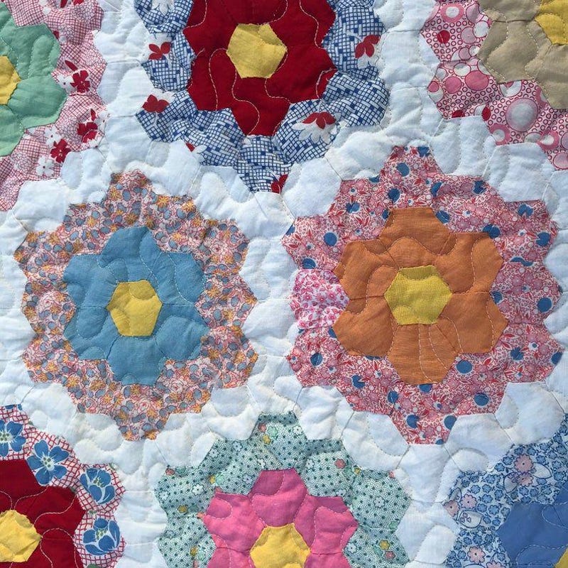 Large Vintage Quilt Piece - Etsy