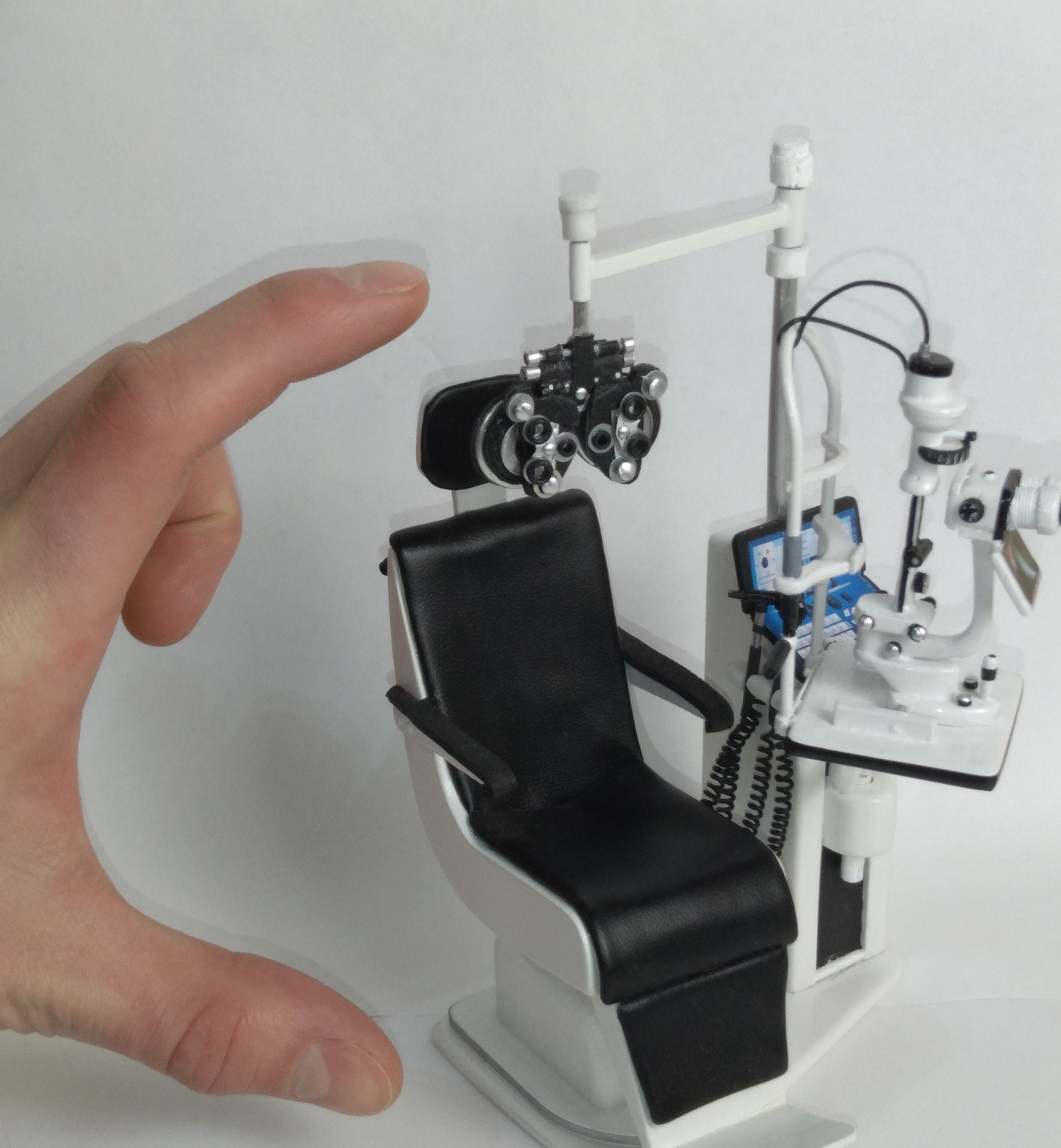 Doll Miniature Handcrafted Medical Optometry Set Eye Doctor 1/12th ...
