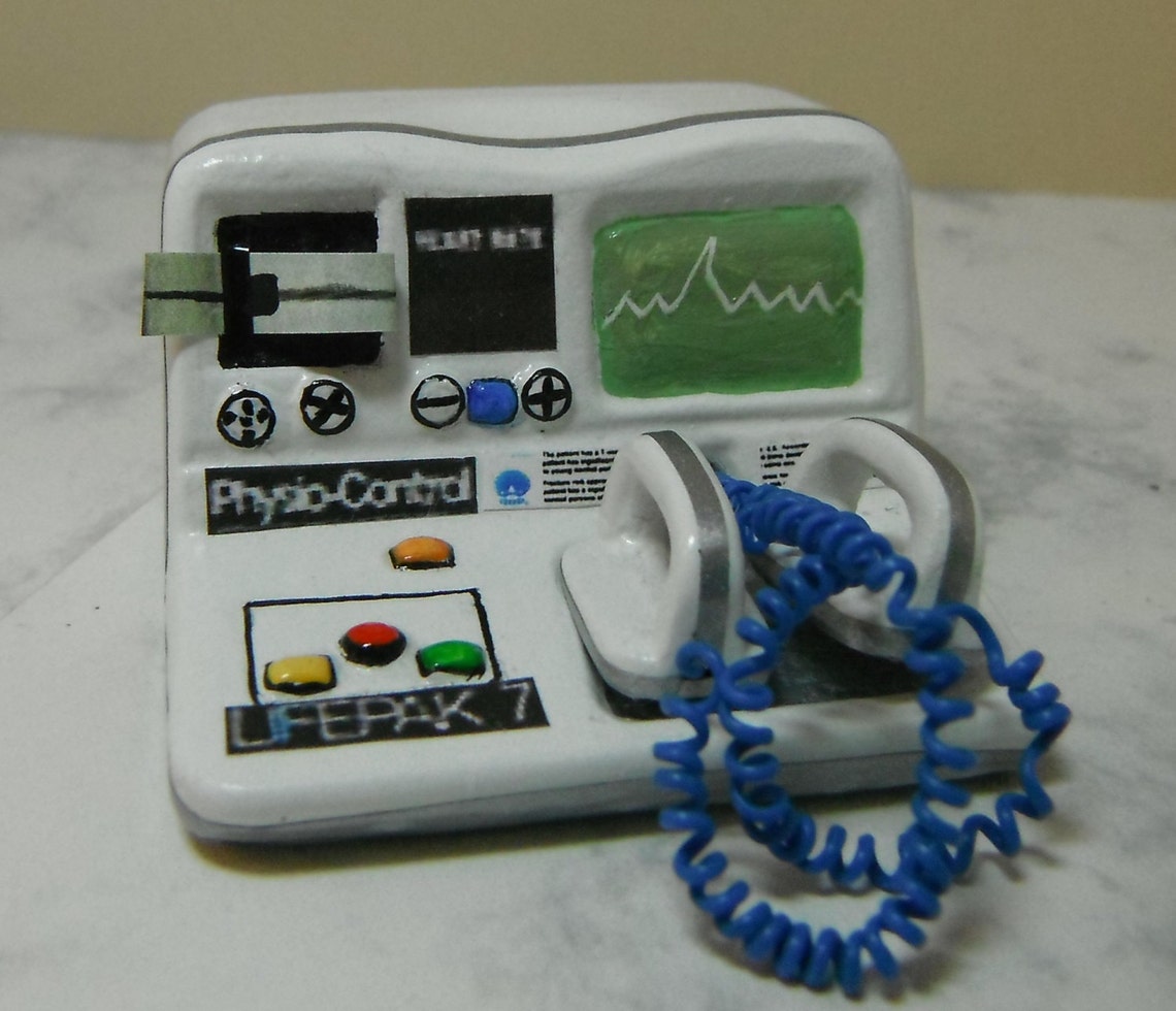 Dollhouse Miniature Handcrafted Medical Defribrillator Machine | Etsy