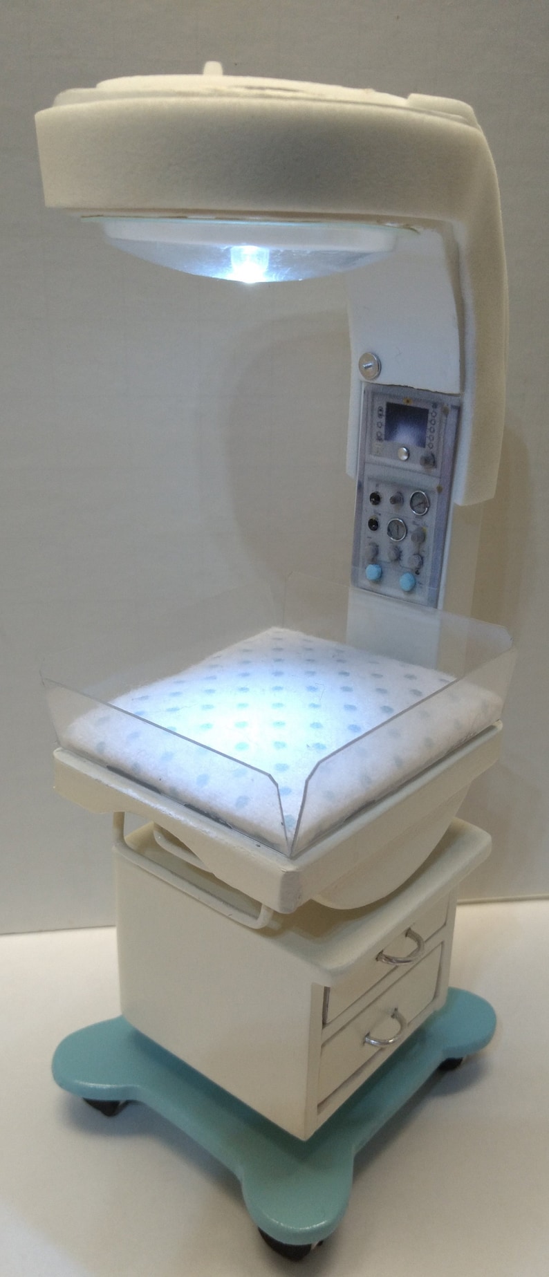Dollhouse Miniature Handcrafted Infant Warmer Baby Machine Hospital 1 ...