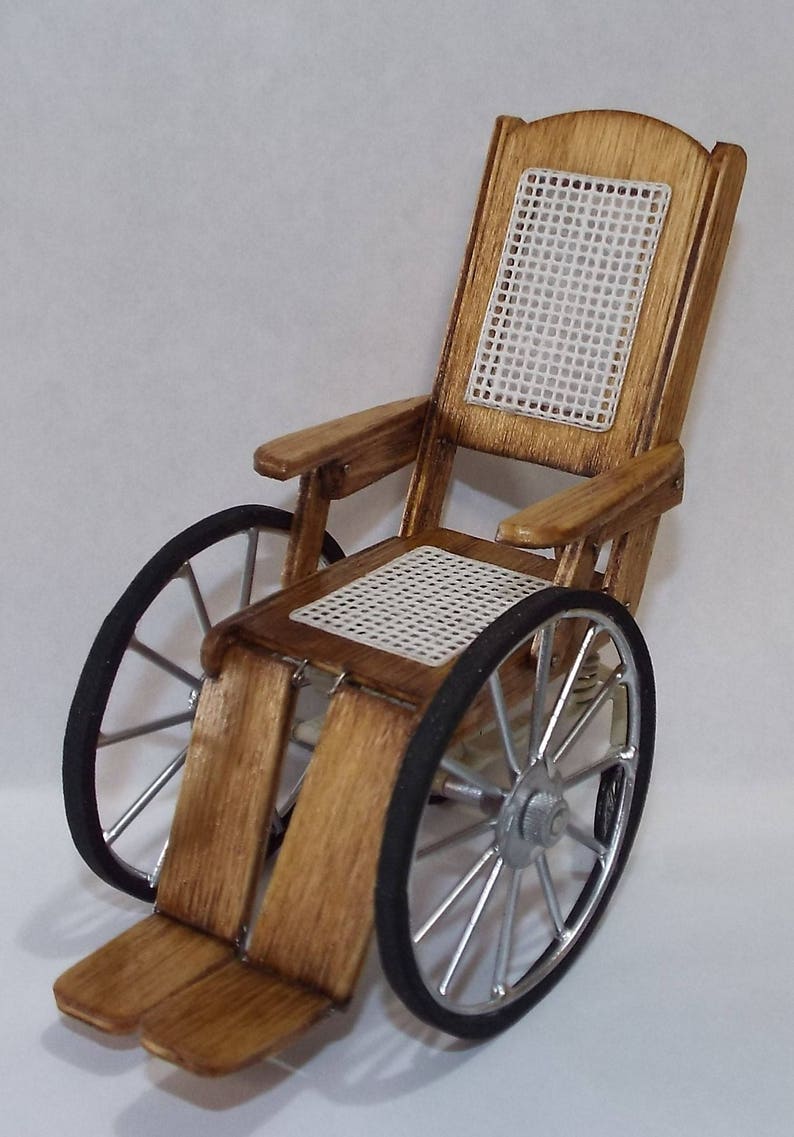Dollhouse miniature handcrafted Old fashioned wheelchair wood 1/12th ...