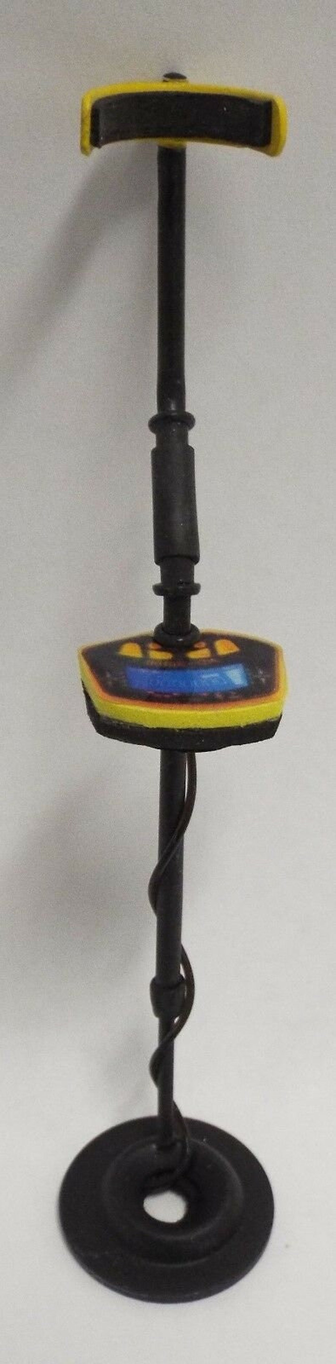 Dollhouse Miniature Handcrafted Medical Bio Hazard Metal Detector 1 ...