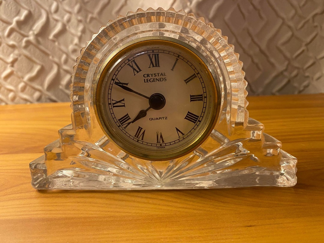 EUC Crystal Legends Mantle Clock by Godinger Hand Crafted Over 24% Lead ...