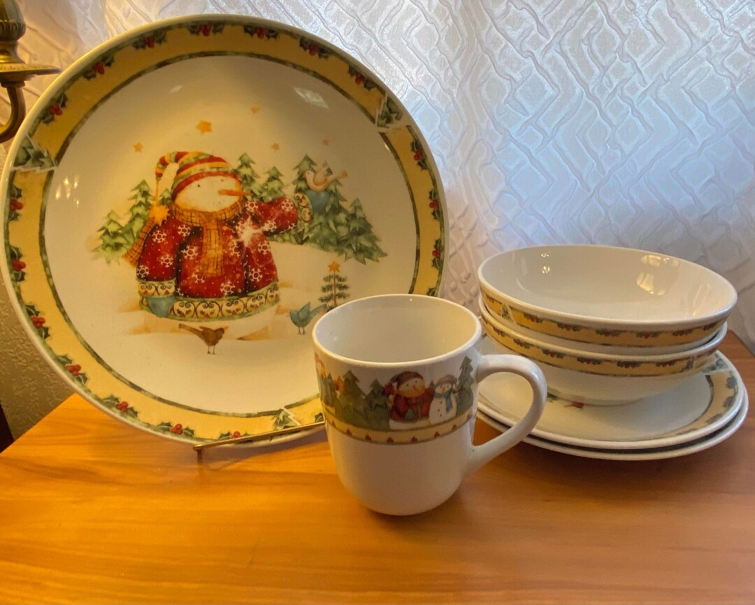 Snowman Dinnerware Set