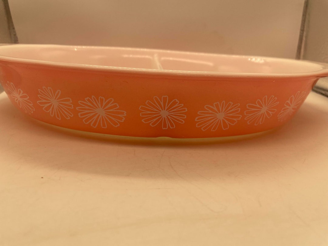 Vintage Pyrex Pink Daisy Divided Oval Casserole Dish 1.5 Quart No Lid ...
