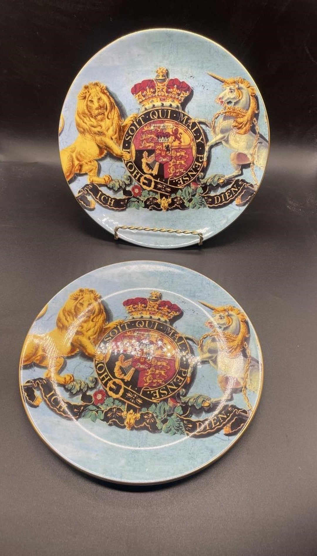 Vintage Set of 2 Buckingham Palace Royal Coat of Arms Plates - Etsy
