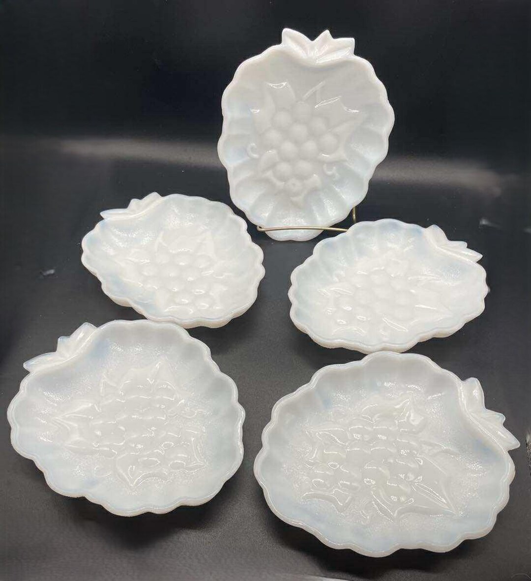 New Vintage Set of 5 Milk Glass Grape Cluster Salad Dessert Appetizer ...