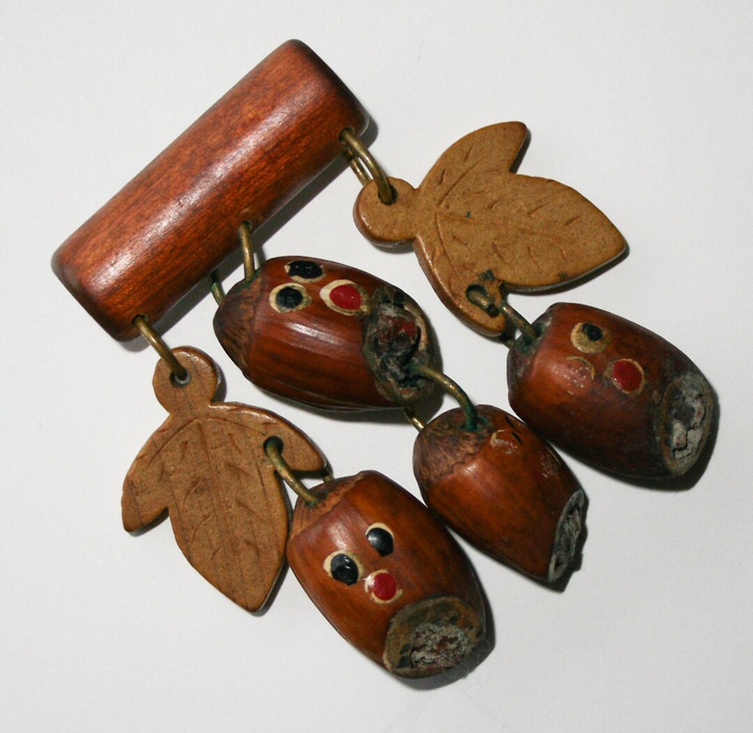 Rare Jailcraft Wooden Brooch 1930's - Etsy