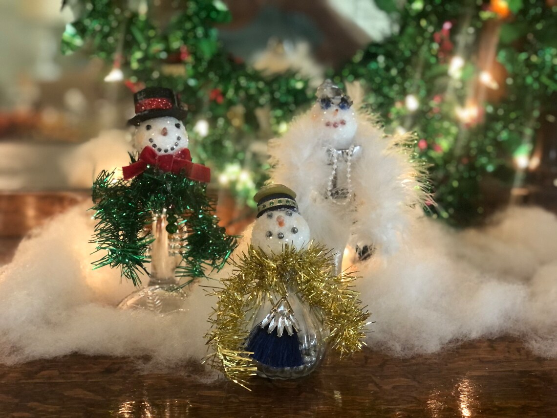 Glass Snowmen, Glass Snowman, Glass Bottle Snowman, Christmas Decore - Etsy