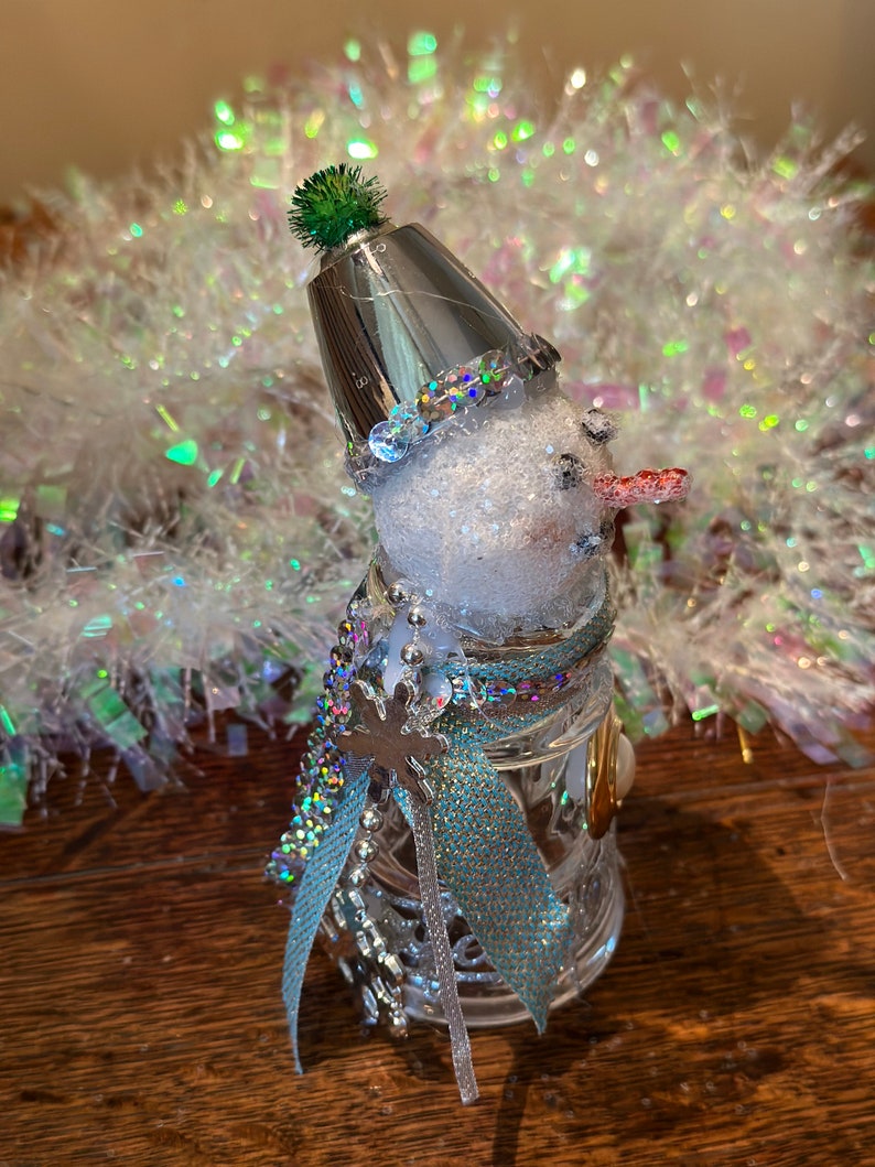 Glass Snowmen, Glass Snowman, Glass Bottle Snowman, Christmas Decore - Etsy