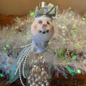 Glass Snowmen, Glass Snowman, Glass Bottle Snowman, Christmas Decore - Etsy