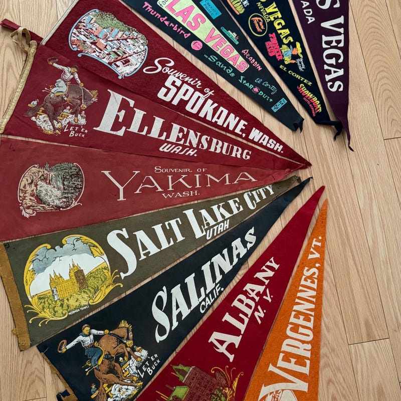 California Pennant - Etsy