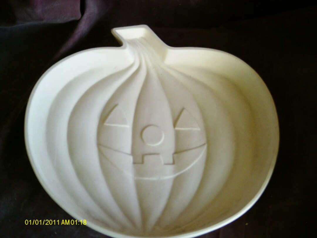 Halloween Pumpkin Serving Dish 10" X 10" X 2" Ready to Paint Ceramic Bisque - Etsy