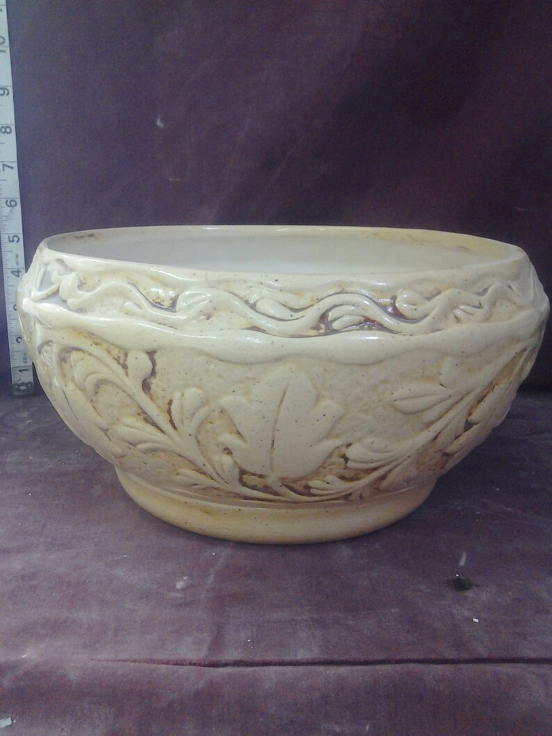 Large Ceramic Leaf Embossed Planter 6 Tall with Base X - Etsy