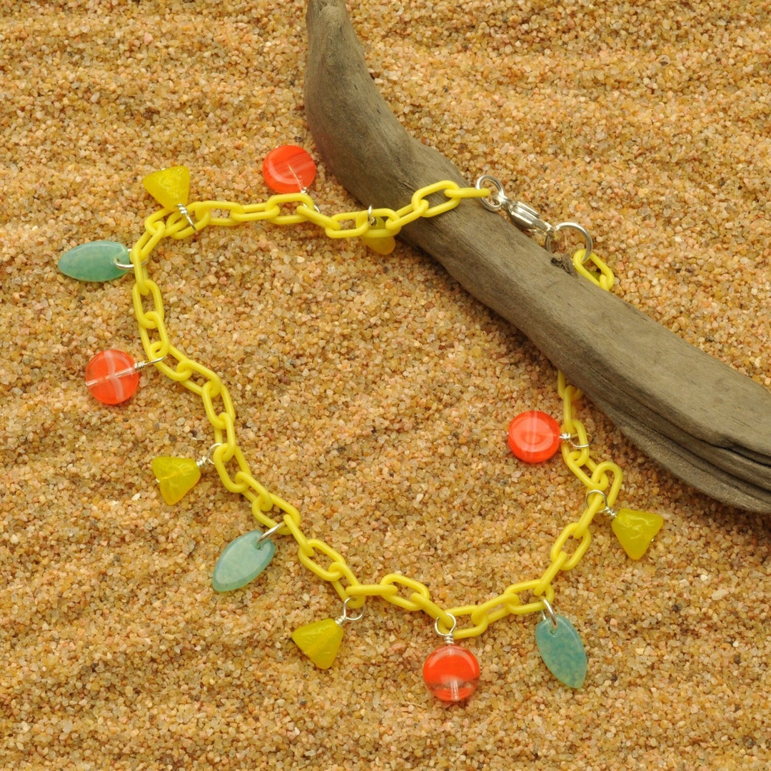 Buttercup Yellow Lightweight Mod Anklet With Opaque Yellow Pyramids ...